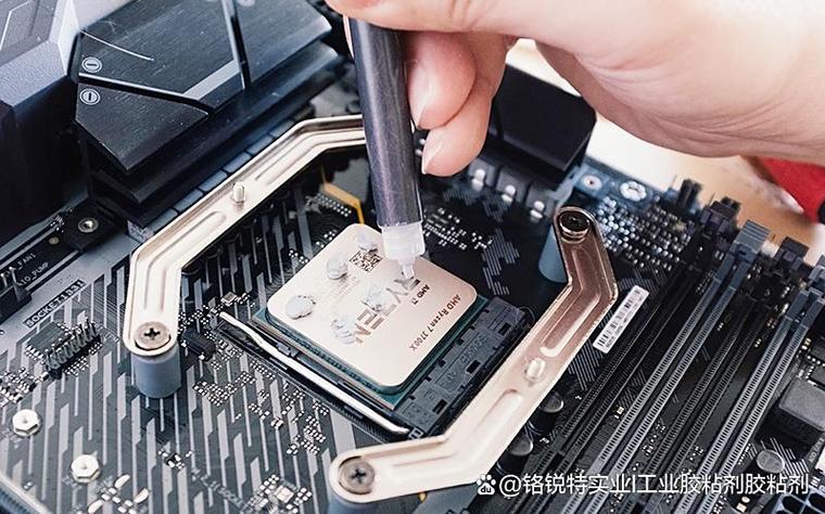装cpu需要涂硅脂吗图标