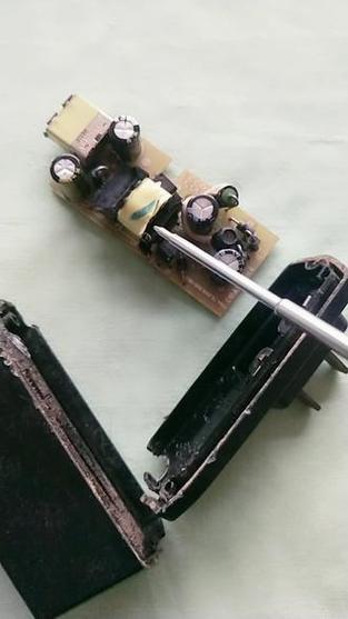用手机充电器做逆变器图标