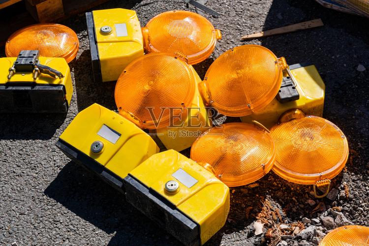 中兴路由亮橙色灯图标
