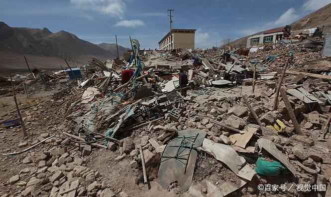 10级地震图标