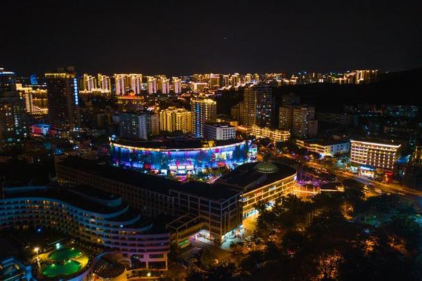 连云港市区哪里最繁华游戏截图