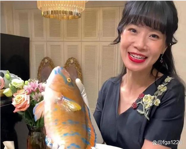 老板娘的面相特征图标