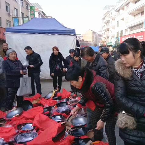 跑江湖最新模式截图