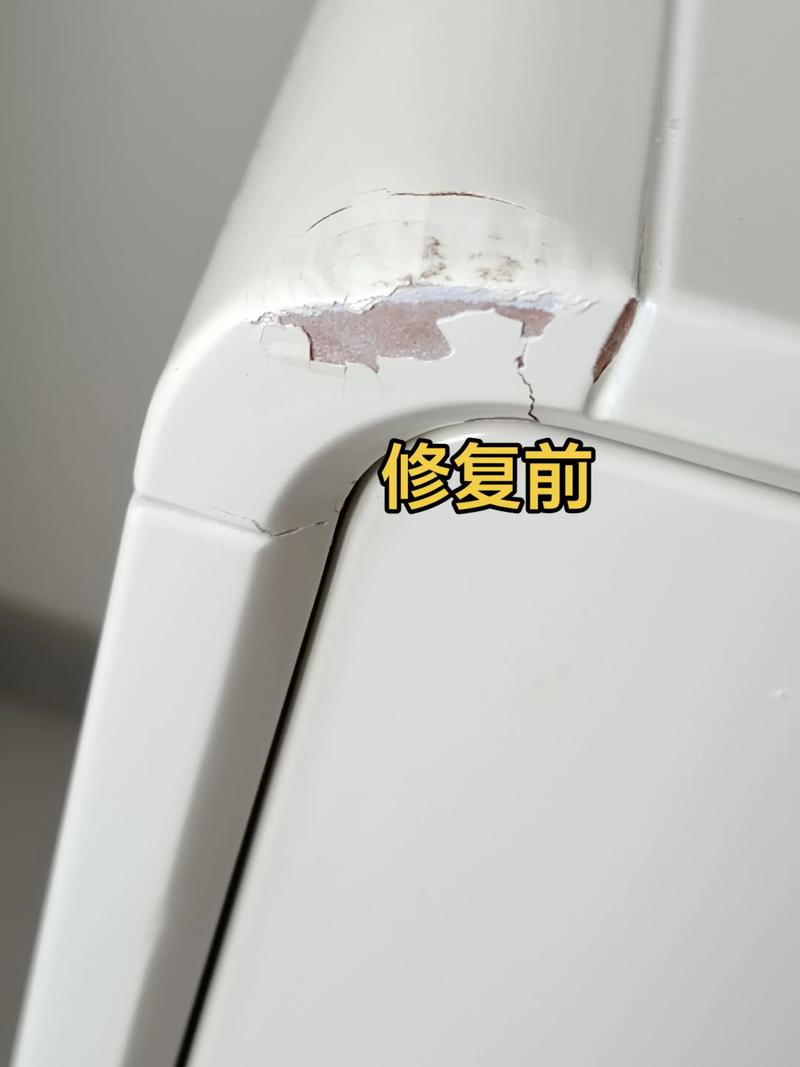 羽毛球拍磕掉一块漆图标
