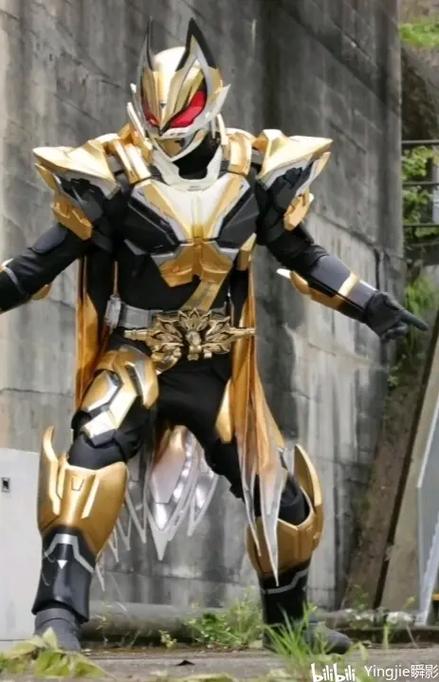 假面骑士极狐金狐形态