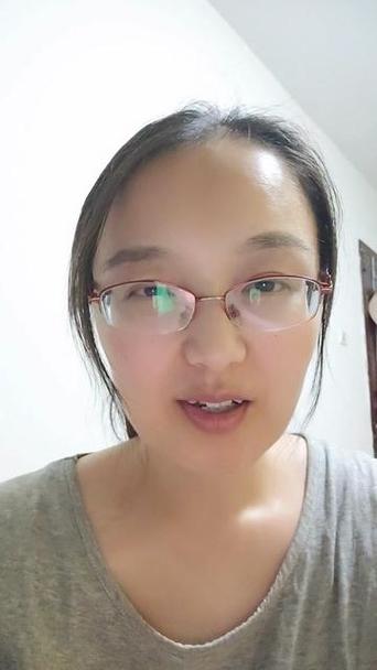 四川音乐学院大一张梦如百度网盘截图