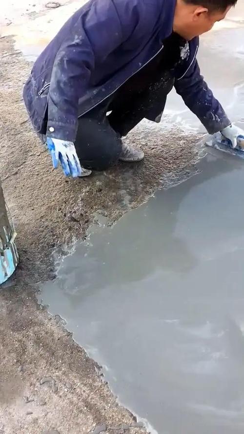 水泥地面起沙子用什么修复图标