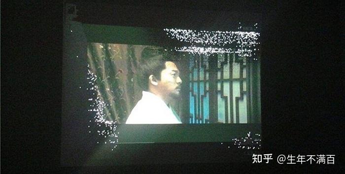 投影画面有很多白点截图