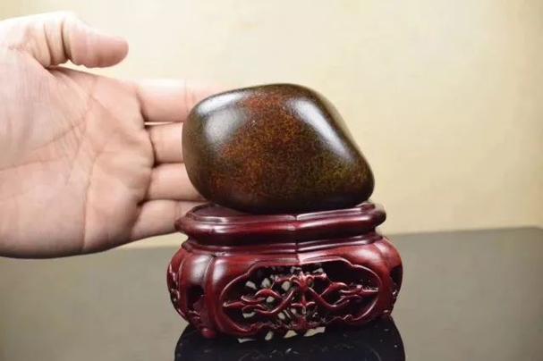 黑龙宝玉和生命宝玉的区别