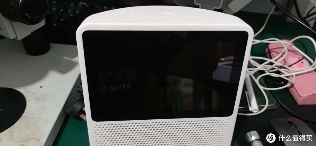 小度有声音但屏幕是黑的