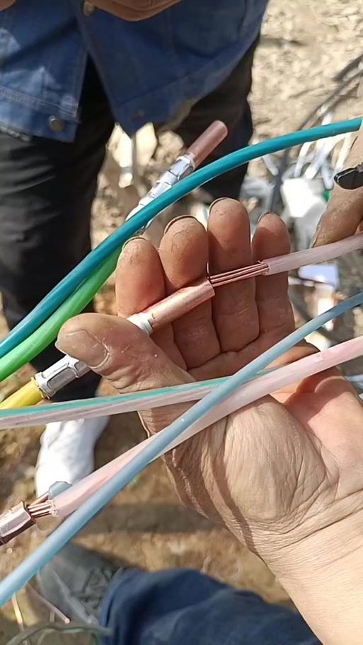 低压380v电缆中间接头视频图标
