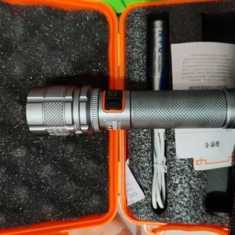 夜平安手电筒拆解教程图标