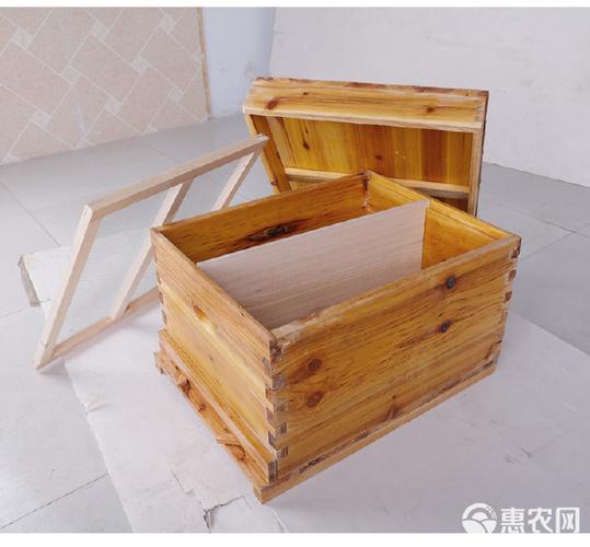 蜂箱批发30元图标