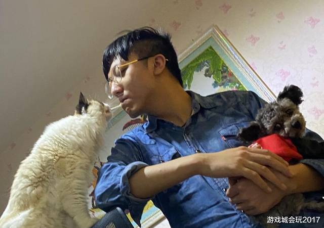 斗鱼女主播送飞机私信都是啥截图
