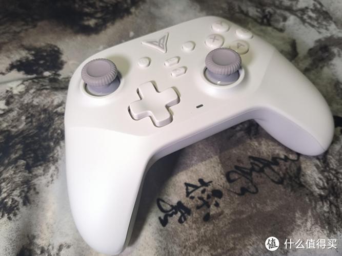 飞智沙漠狐怎么充电图标