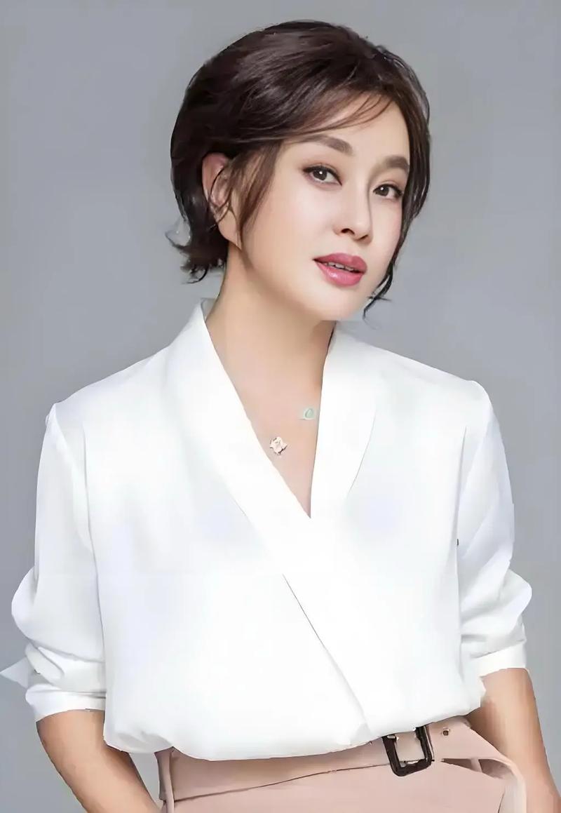 刘晓庆原名截图