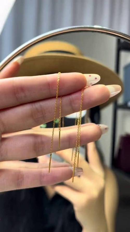 捆耳机线的东西叫什么图标