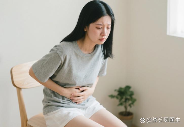 姐姐肚子不舒服拉肚子图标