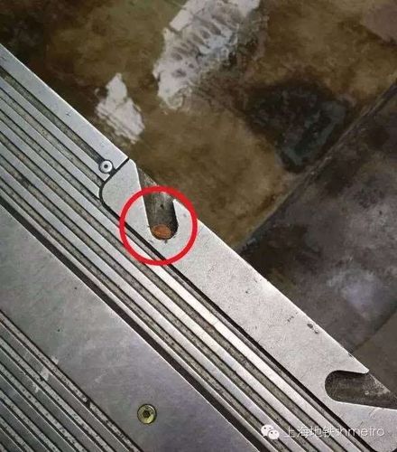 地铁逃生黄卡门截图