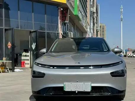 小鹏p7落地价多少万图标