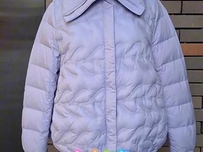 压胶羽绒服容易坏吗图标