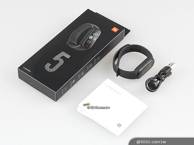 小米手环5磁吸充电截图