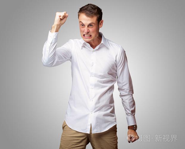 生气握拳图片截图