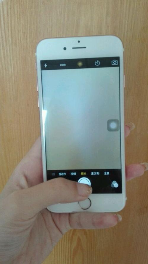 为什么手机摄像头越来越模糊图标