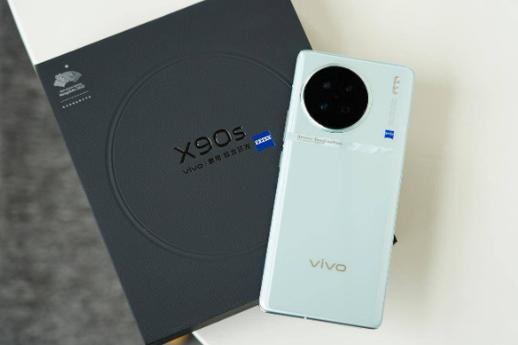 vivo手机s和x系列哪个好截图