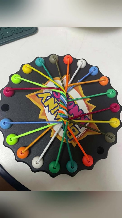 手指绕绳抽出的魔术截图