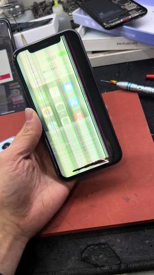 手机显示屏模糊不清是什么原因截图
