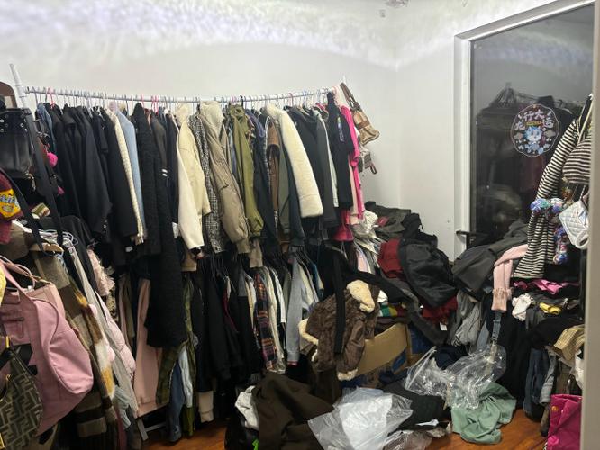 孤品衣服是别人穿过的吗图标