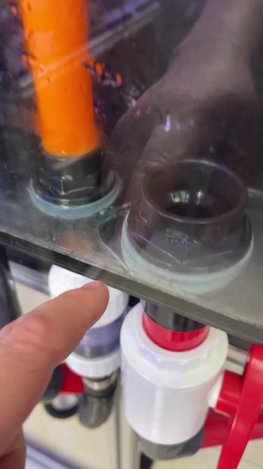 梦见鱼缸裂了是福是祸图标