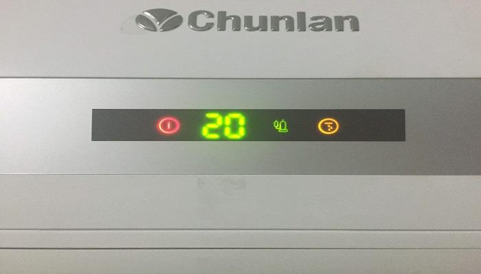 美的定频风管机运行灯一直闪图标