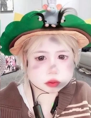 表情包里的那个萌妹子是谁图标