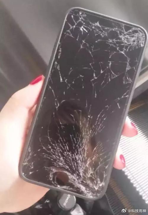 不易碎屏的手机排名截图