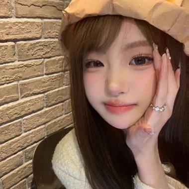 真人女头像ins高级质感图标