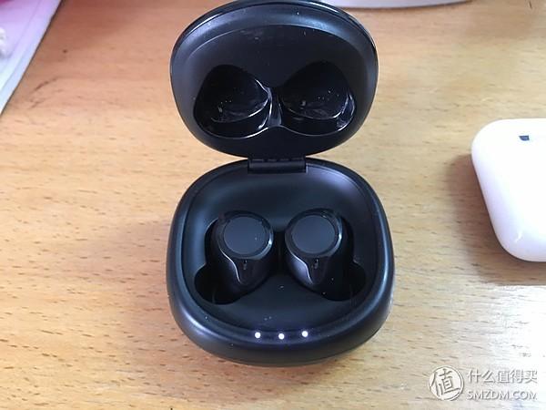 蓝牙耳机开盖后灯不亮图标