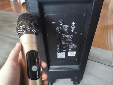 无线话筒怎么配对音响图标
