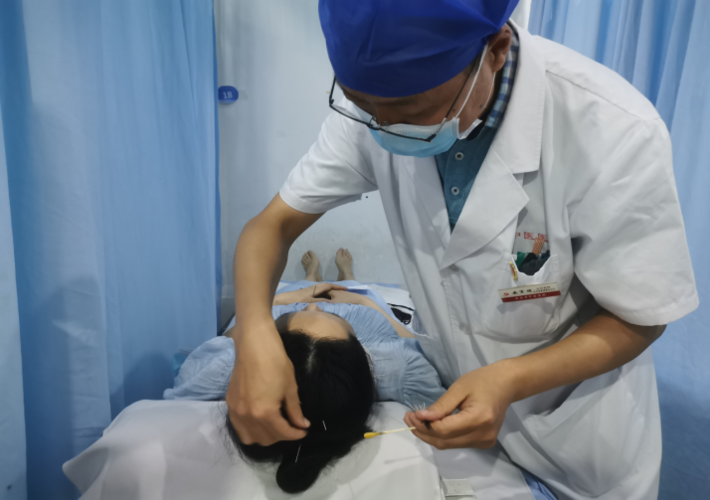 耳朵聋中医能治好吗图标