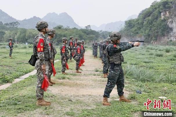 动作射击图标