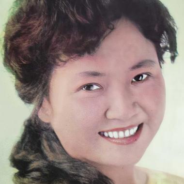 钱曼华唱13首电影歌曲