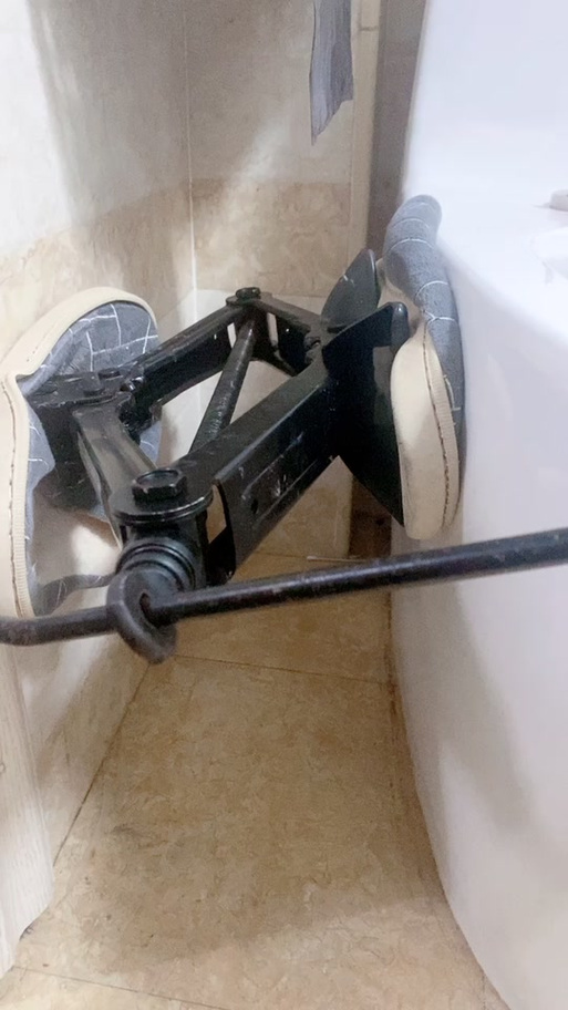 怎样拆旧马桶的玻璃胶截图