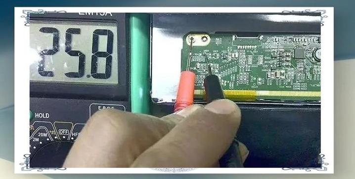 液晶显示器白屏维修视频教程