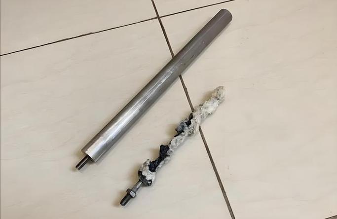 安格尔热水器镁棒拆卸视频截图