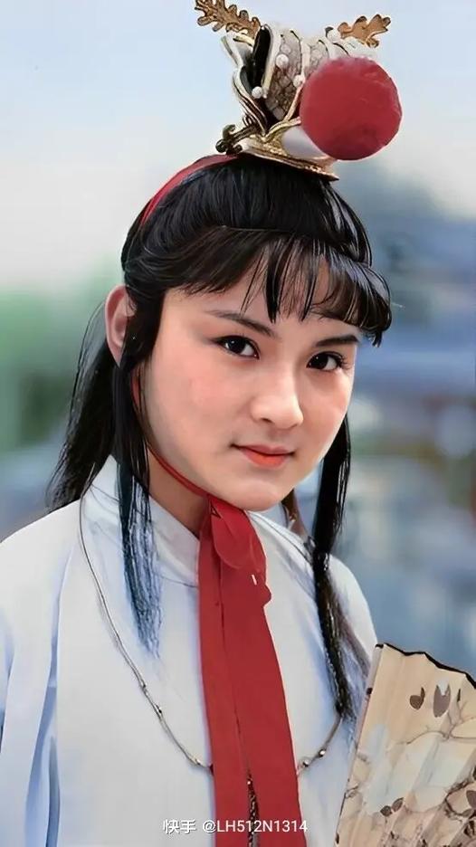 红楼梦贾宝玉的服饰装扮图标