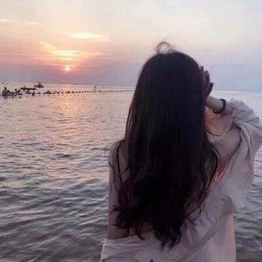背影头像女图标