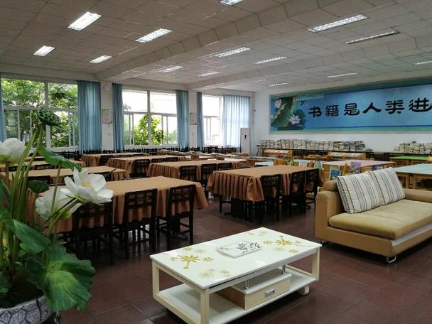 精校书屋_书友最值得收藏的网络小说图标