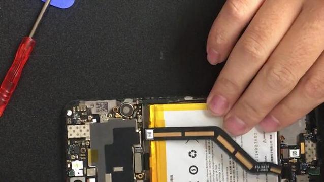 一加五换电池截图