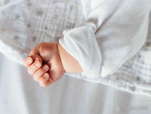 孩子一发脾气手就握拳头截图